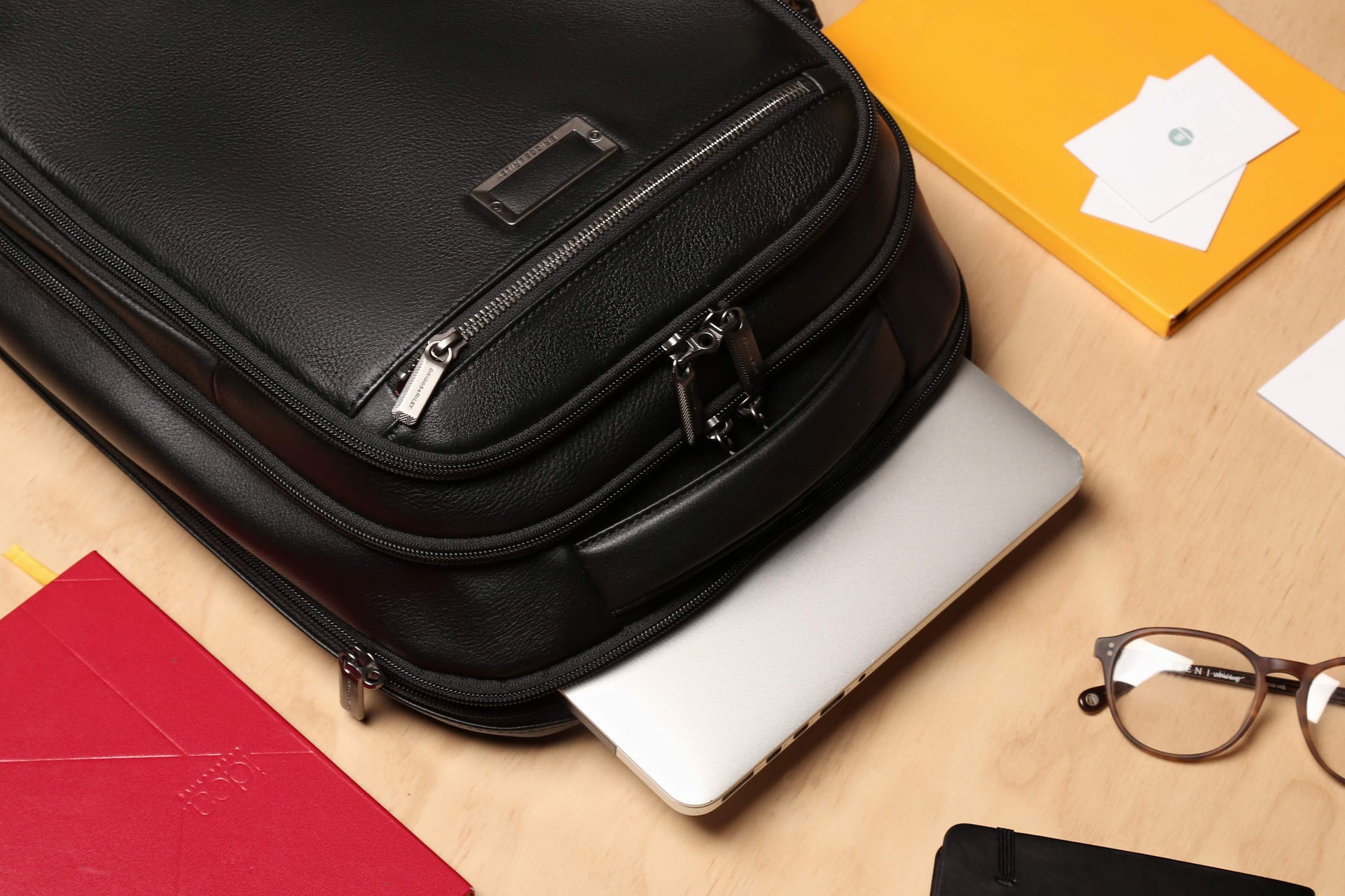 What to Pack in Your Personal Item Bag | Briggs & Riley